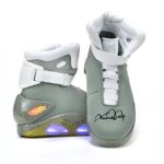 10 LED Shoes That Light Up At The Bottom And Change Colors So Bright ...